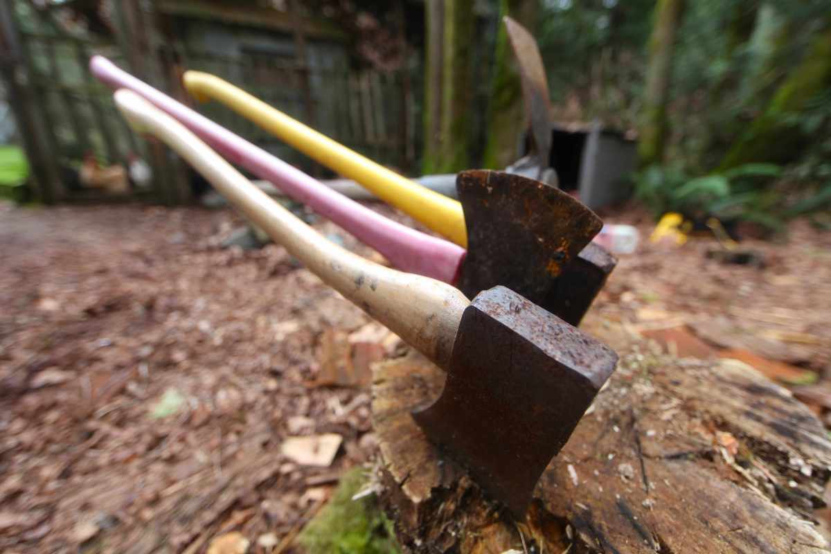 Fixing Tools With Broken Handles | Pioneering The Simple Life