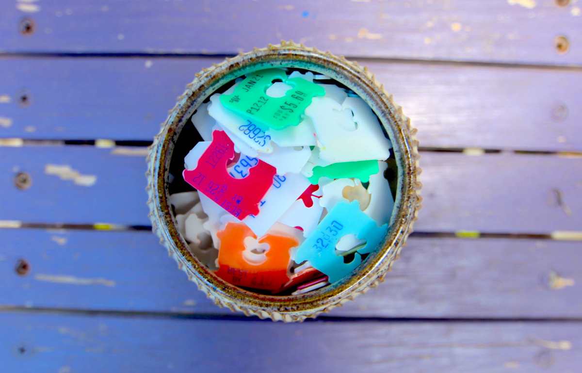 25 Bread Clip Reuses | Pioneering The Simple Life