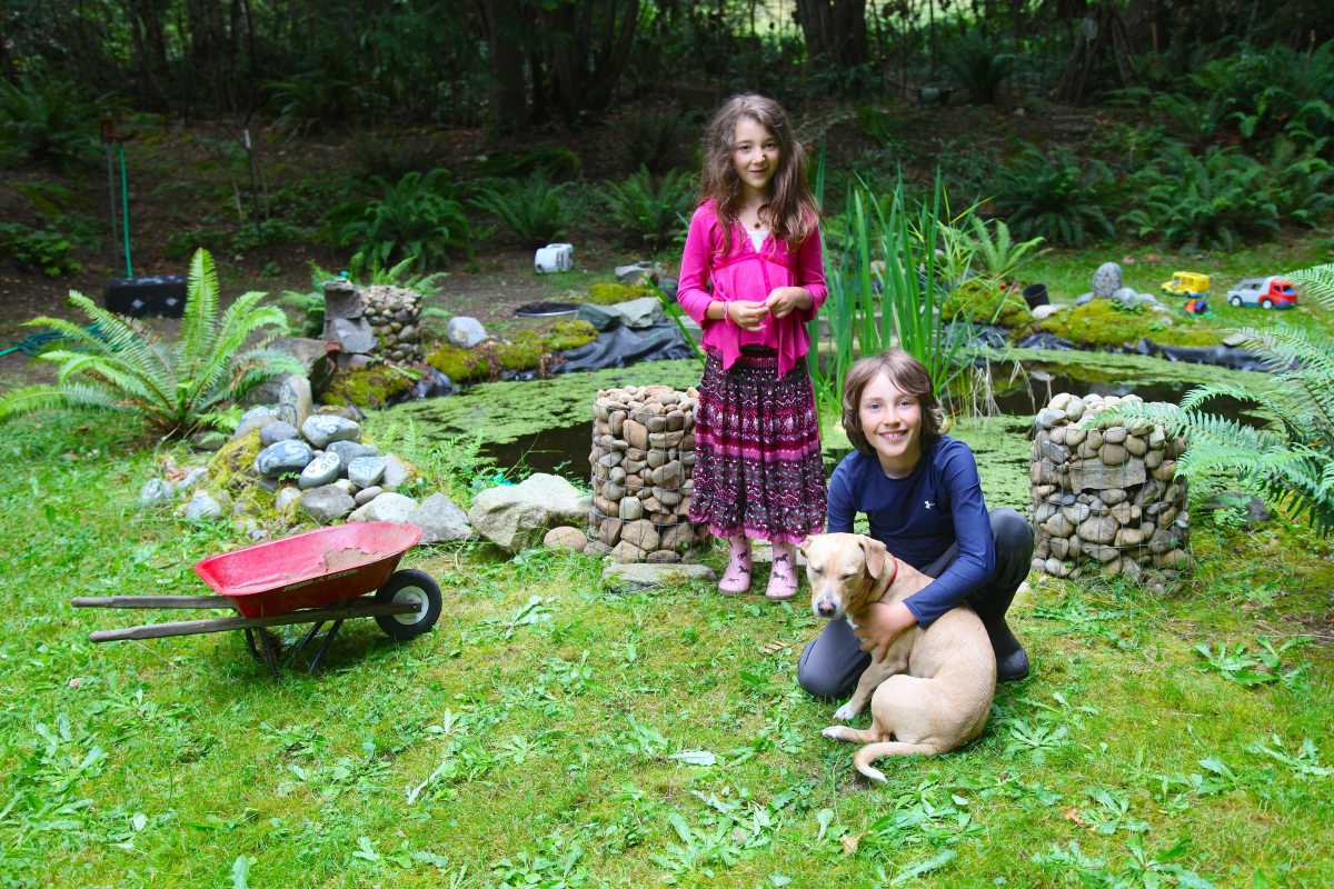 DIY Stone Pillars & Planters | Pioneering The Simple Life