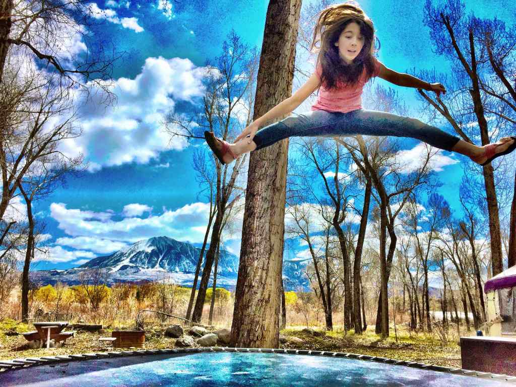 Yurtopia | Pioneering The Simple Life